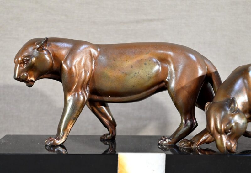 Groupe de Lionnes en Régule, Art Déco – 1940