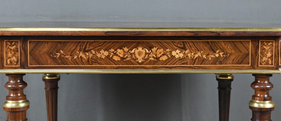 Table en Placage de Palissandre, époque Napoléon III - XIXe